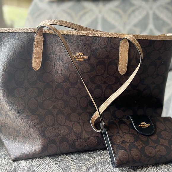 Coach | Bags | Coach City Tote With Matching Wallet Browngold In ...